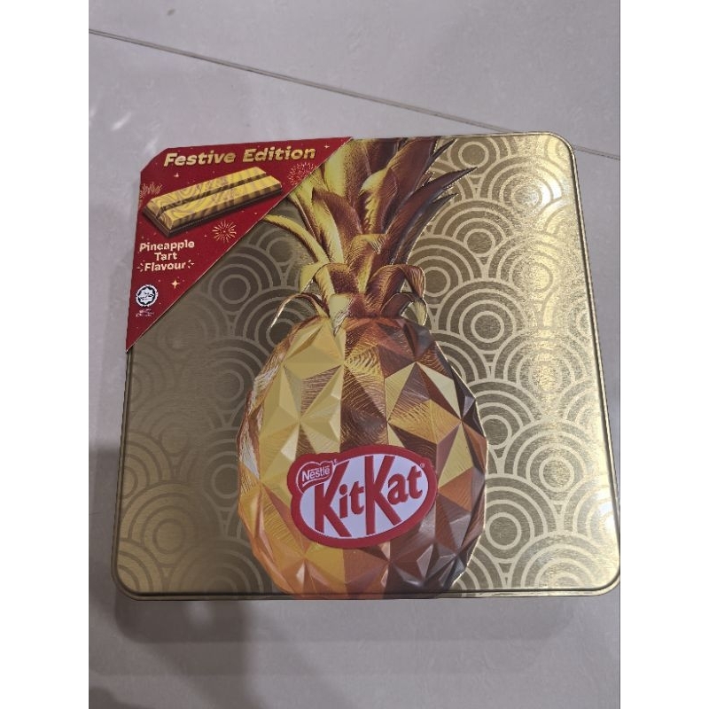 Jual (LV) KITKAT PINEAPPLE TART. KITKAT NENAS KALENG. KITKAT KALENG ...