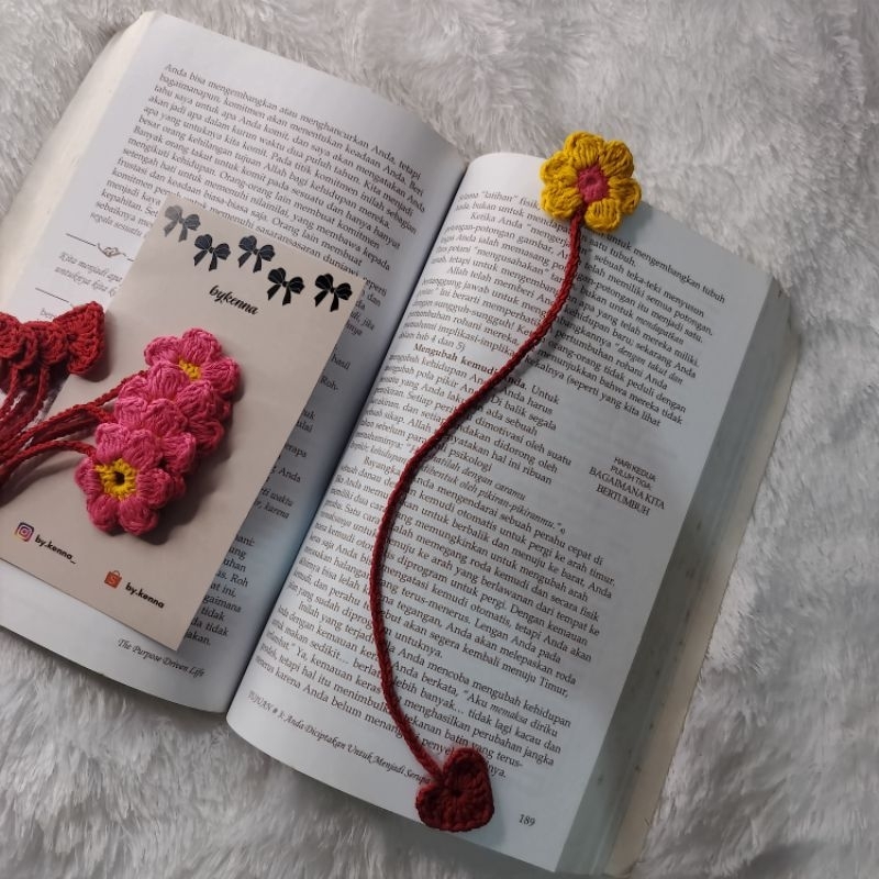 Jual By kenna - Crochet Flower bookmarks, Pembatas buku aesthetic, penanda halaman Alkitab, Al ...