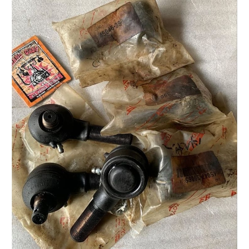 Jual Tie Rod End Pendek 45046-39065 Toyota Dyna Rino Lama 13B Bu30 ...