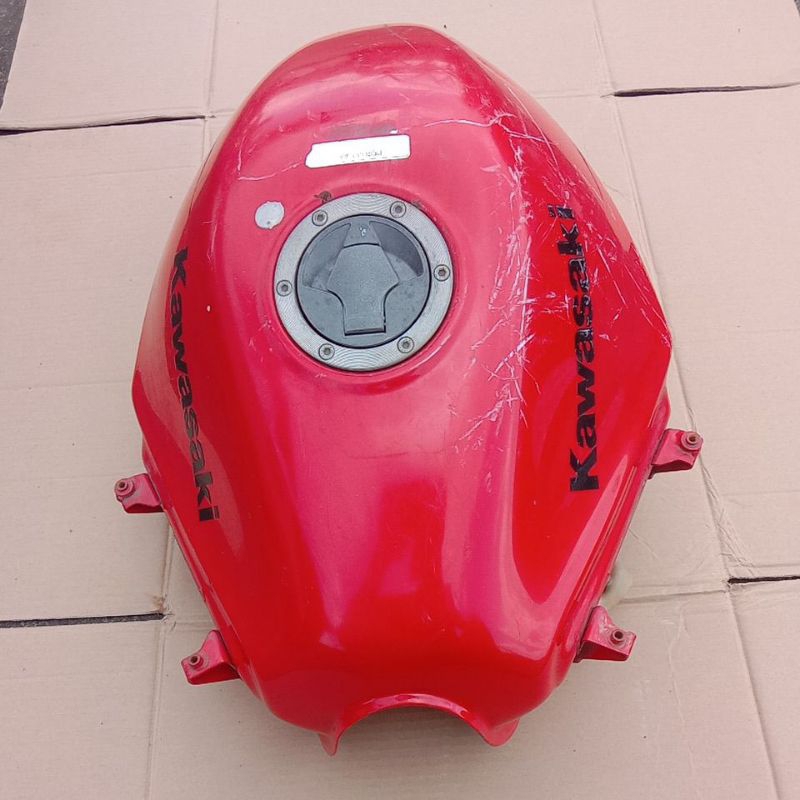 Jual tangki ninja 250 karbu original | Shopee Indonesia