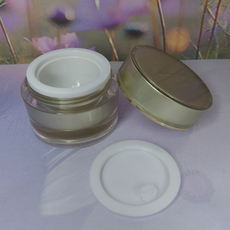 Jual Acrylic 10gr – Pot Kemasan dengan Gaya Cantik Emas2 | Shopee Indonesia