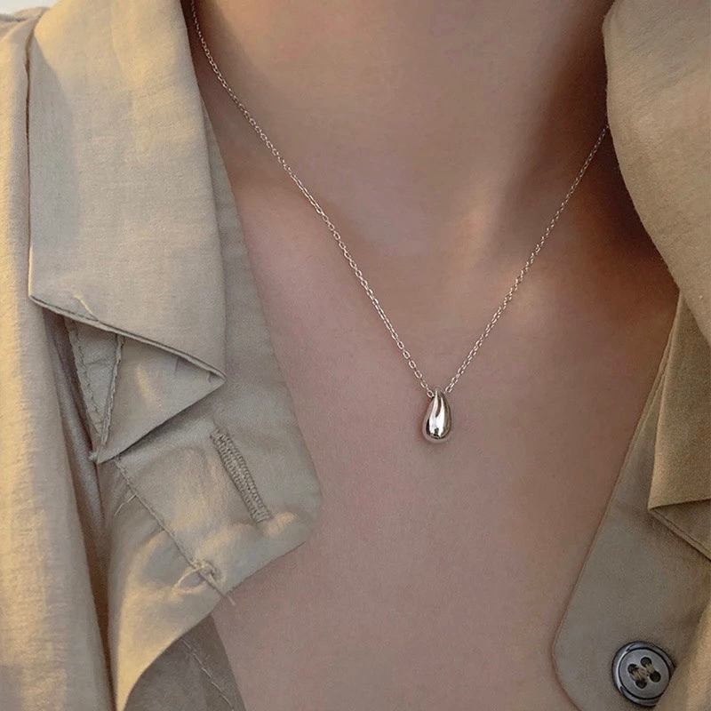 Jual Hailey gold & silver simple necklace / kalung liontin korea | Shopee Indonesia