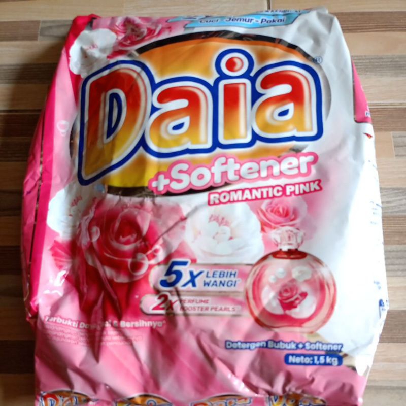 Jual DAIA DETERGENT kemasan baru 1,5kg | Shopee Indonesia