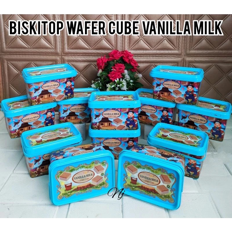 Jual biskitop wafer cube / denex wafer stik cube 180gr 1 karton isi 12 ...