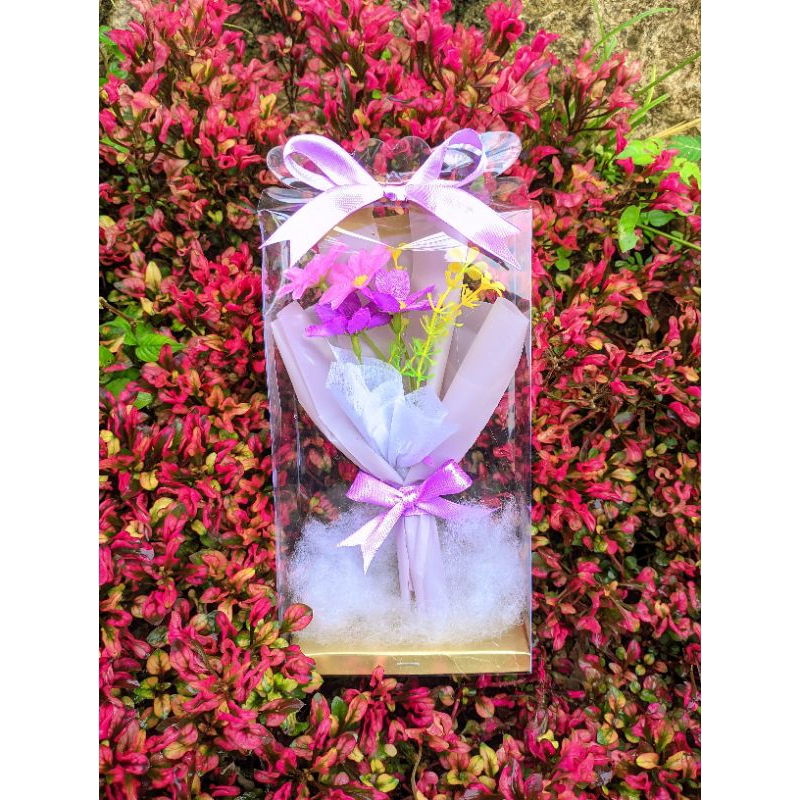 Jual box mika isi buket bisa untuk hadiah maupun souvenir | Shopee ...