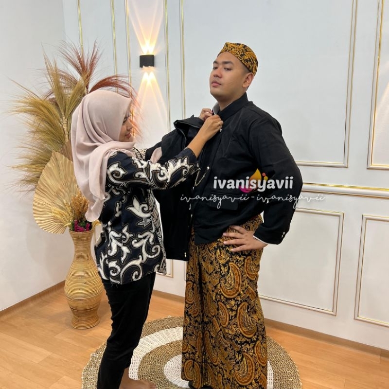 Jual (1set Cowok) Baju Adat Jawa / Beskap +Jarik +Blangkon +Benggol ...