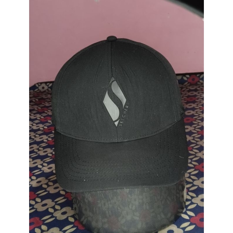 Jual Topi Hitam Skechers | Shopee Indonesia