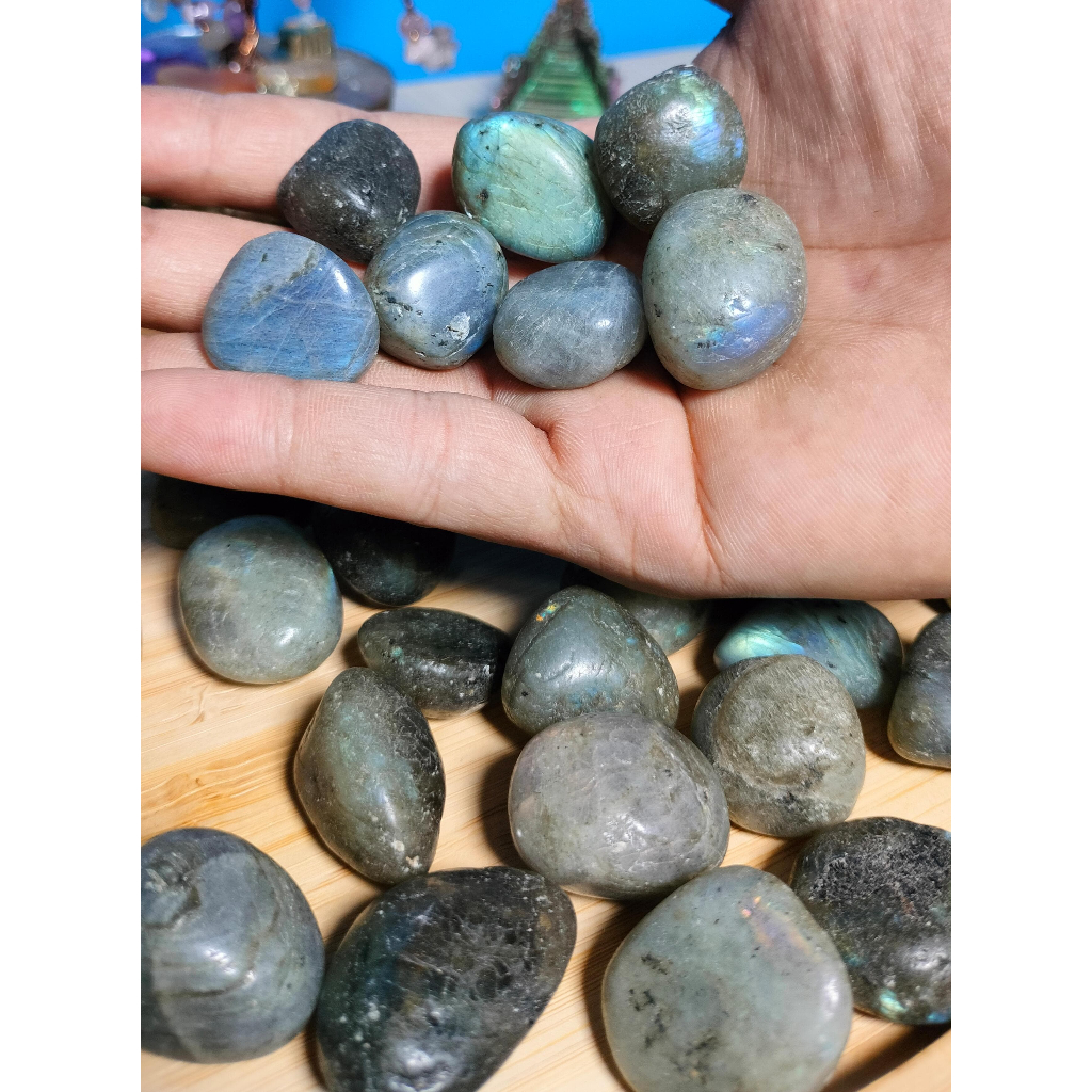 Jual Tumble Labradorite Natural 2-3 cm paket 100 grams | Shopee Indonesia