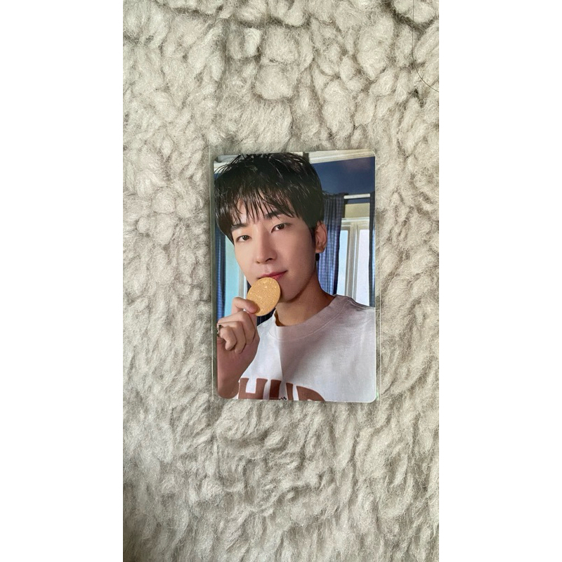 Jual PHOTOCARD Wonwoo Seventeen Official FML kit regal | Shopee Indonesia