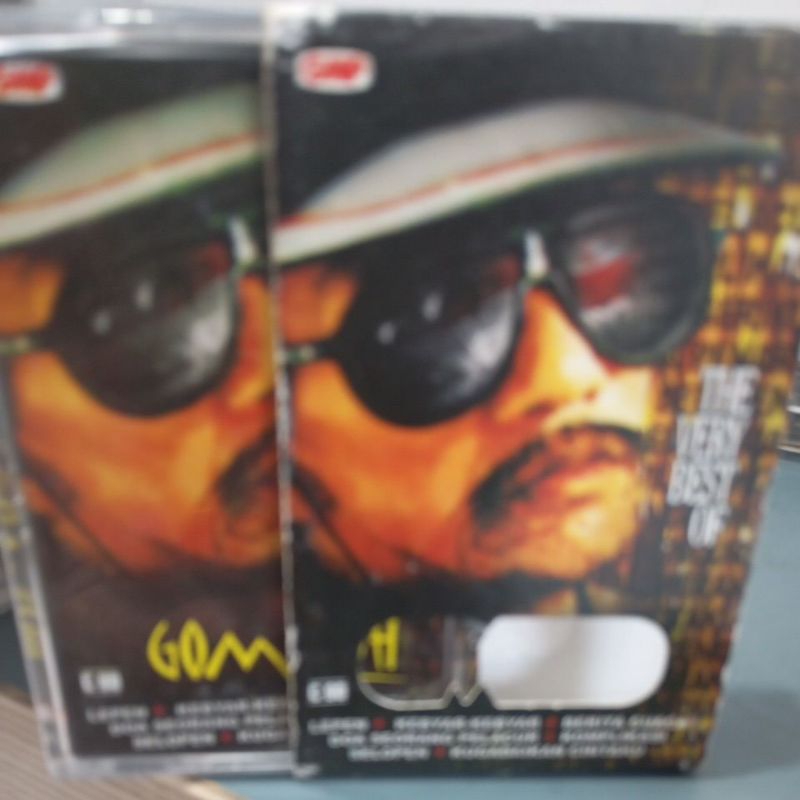 Jual kaset Gombloh the best of gombloh | Shopee Indonesia