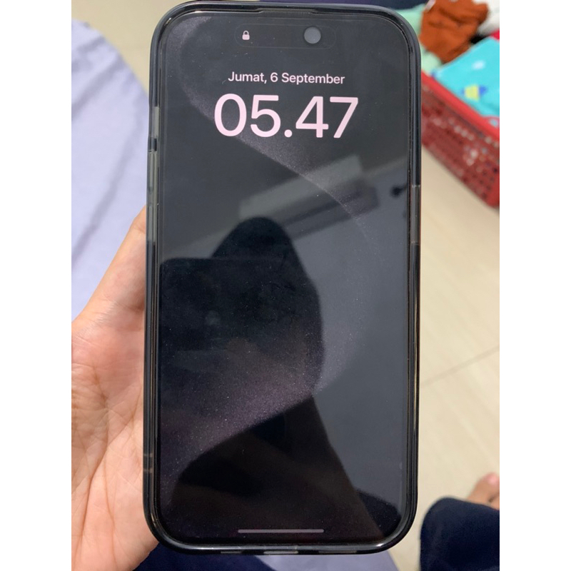 Jual iphone 15 pro 128 gb warna hitam titanium | Shopee Indonesia