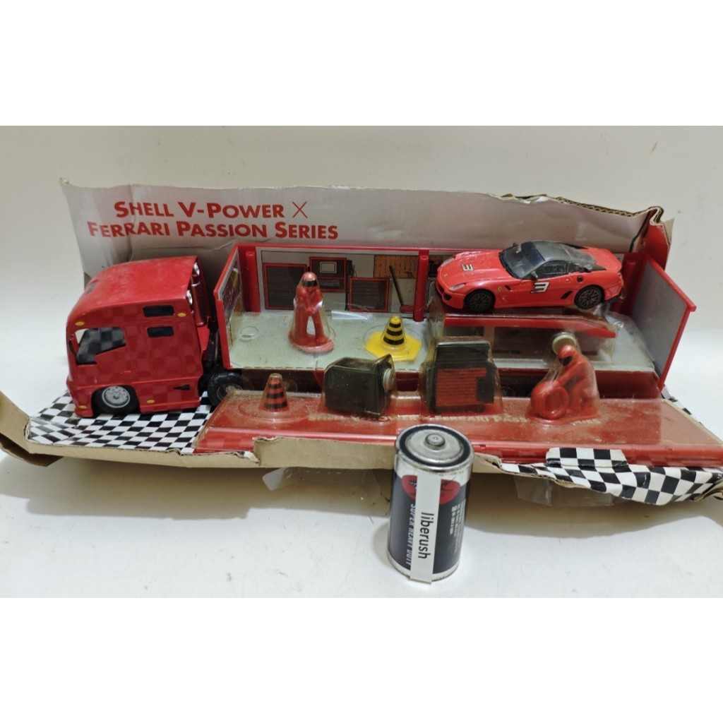 Jual Diecast bburago shell v power ferrari passion series hauler truck ...