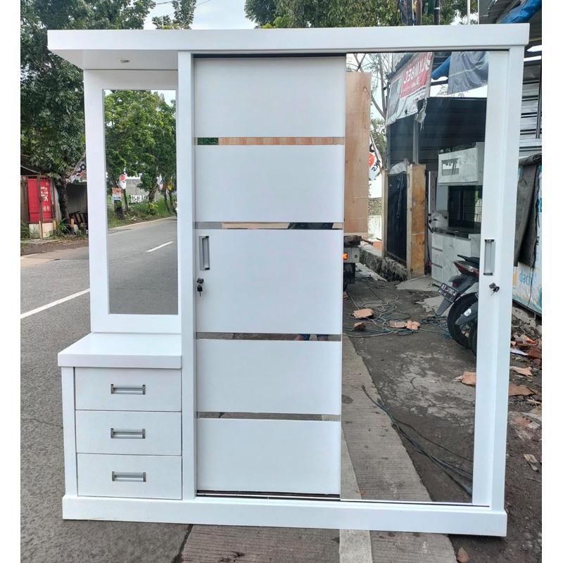 Jual lemari 2in1 jumbo / Lemari + Meja Rias nyambung | Shopee Indonesia