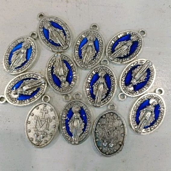 Jual Liontin Medali Wasiat Biru Isi 12pcs C87 M2/42 - Liontin Maria ...
