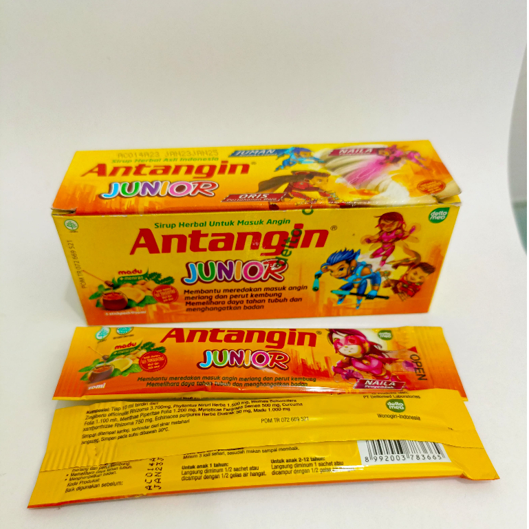 Jual ANTANGIN JUNIOR SACHET & 1 BOX - Obat Masuk Angin Anak | Shopee ...