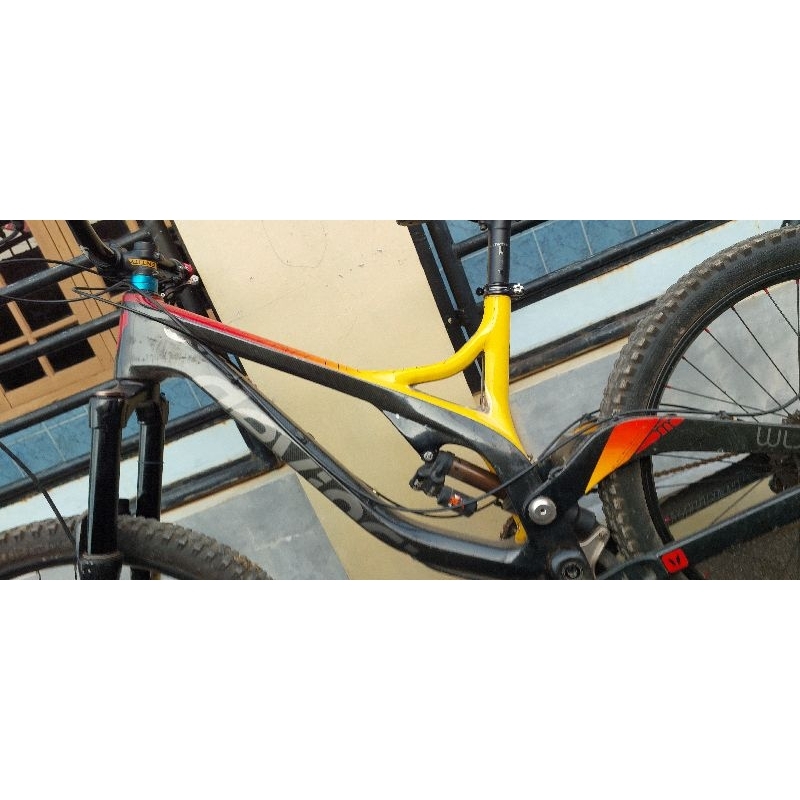 Jual frame devinci wilson carbon rs fox float x2 ete 26,5 | Shopee ...
