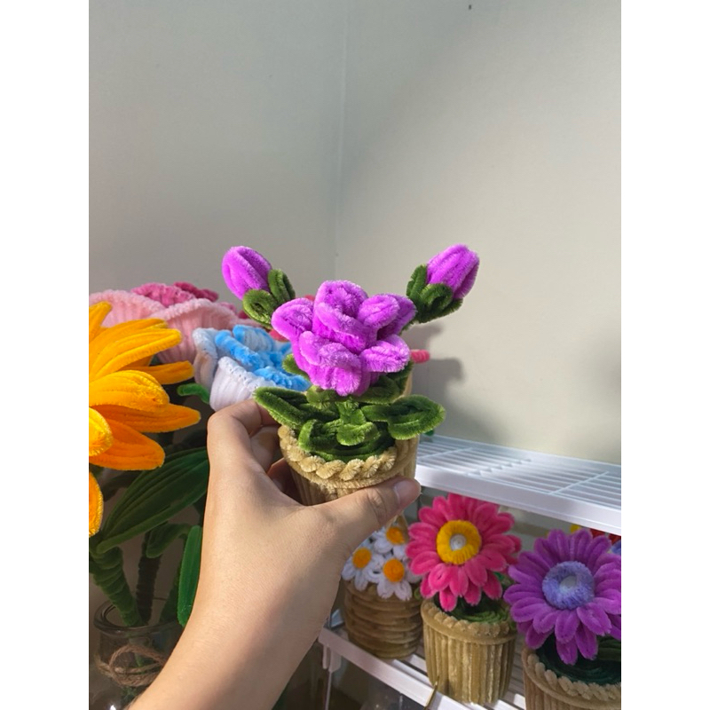 Jual Bunga Mawar (Pot Mini) Kawat Bulu/ Pipe Cleaner | Shopee Indonesia