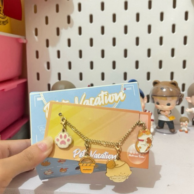 Jual POPMART Dimoo Vacation Pendant [CAT] | Shopee Indonesia