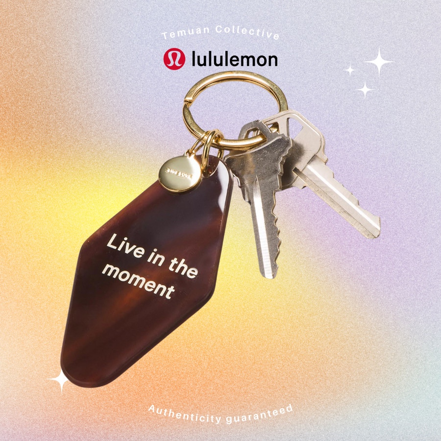 Jual LULULEMON Diamond Shaped Hotel Keychain - Classic Hotel Motel ...