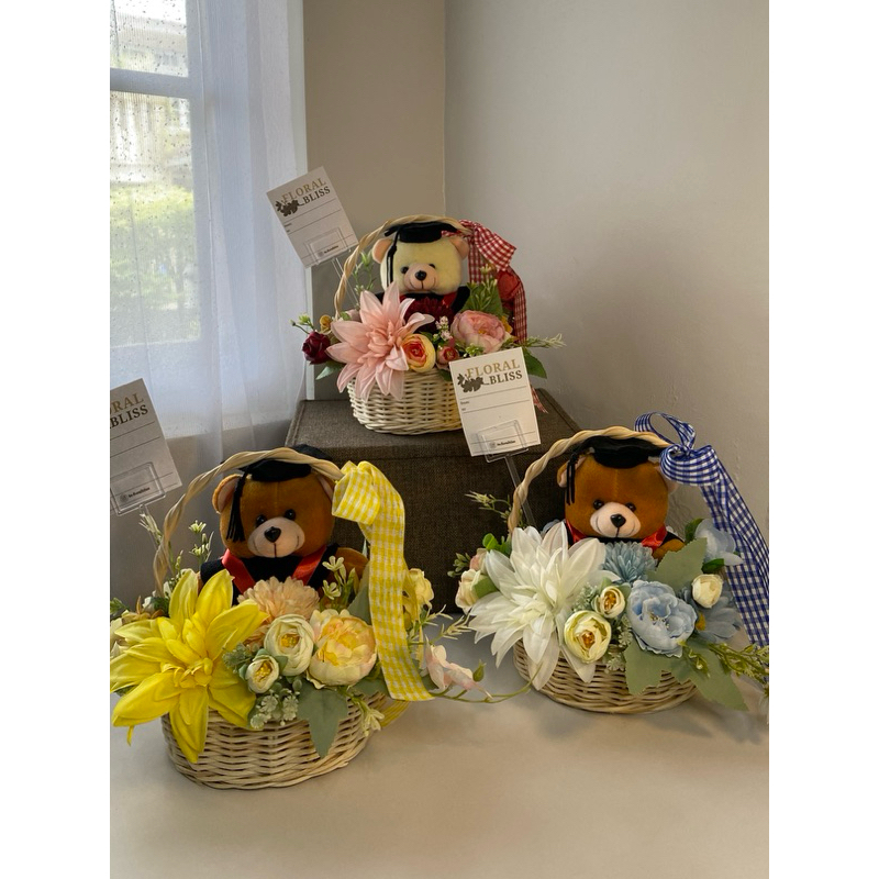 Jual Graduation Flower Basket | Bloom Box Flower | Keranjang Bunga ...