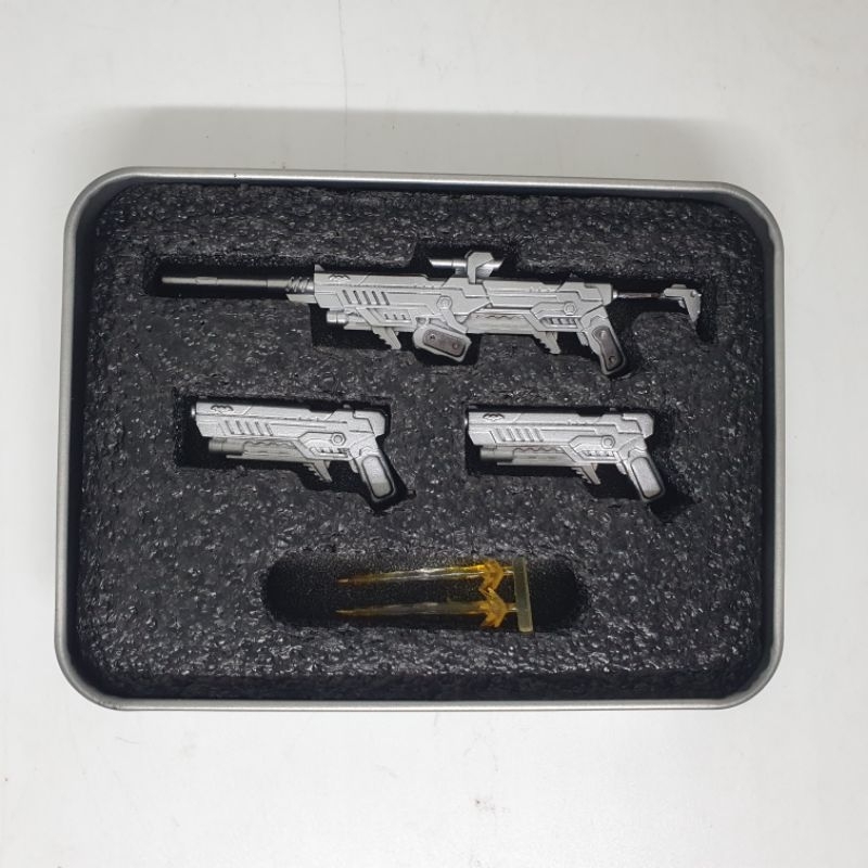 Jual Mugen Toys Takara Tony Weapon DC Revoltech Arkham Knight Red Hood ...