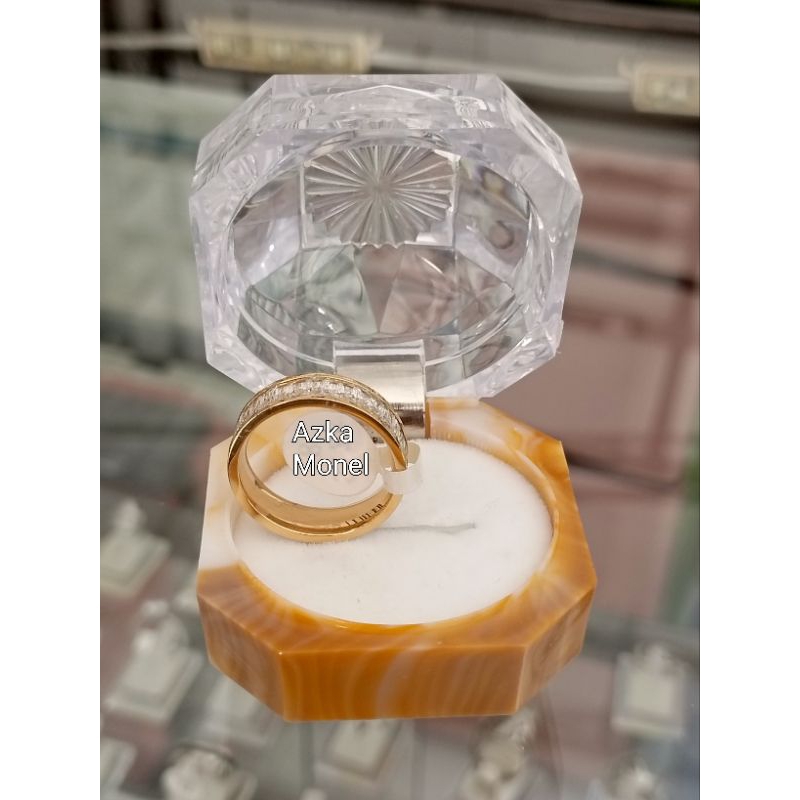 Jual Cincin Titanium Stainless dengan Diamond Warna Emas untuk Nikahan ...