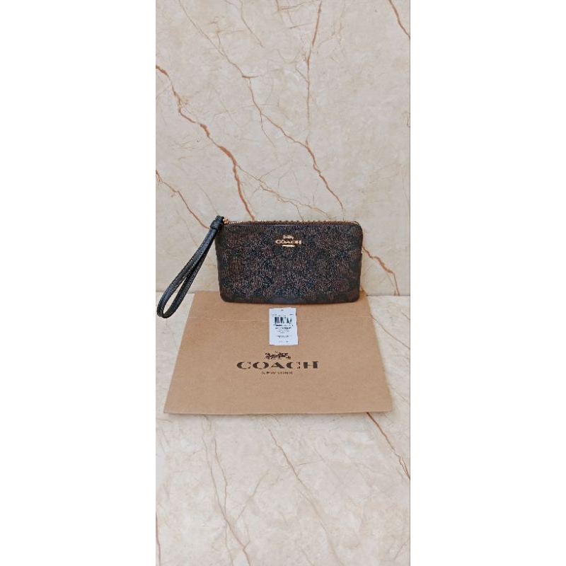 Jual Coach Wrislet Signature Brown Black | Shopee Indonesia