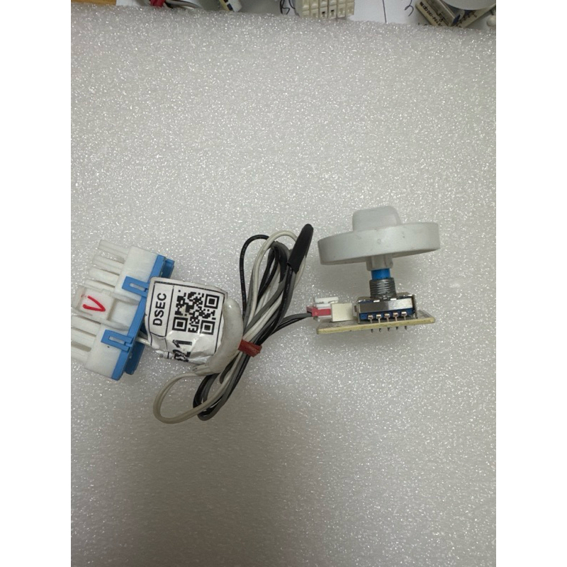 Jual POTENSIO SUHU KULKAS LG INVERTER 18pin asli | Shopee Indonesia