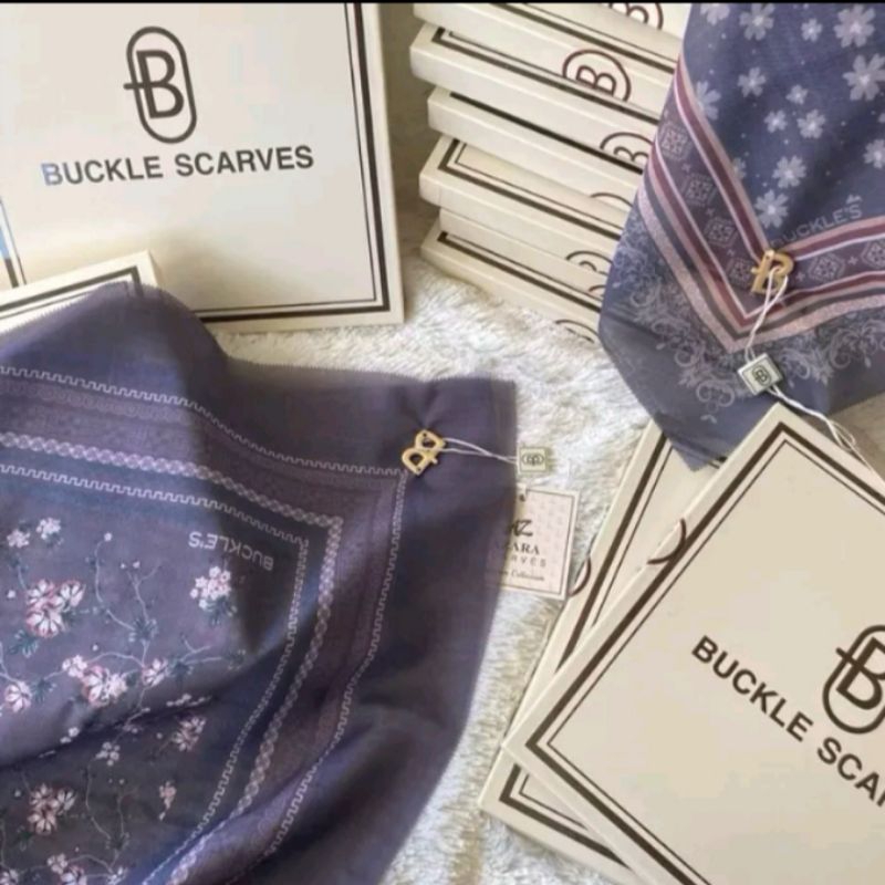 Jual HIJAB BOX BUCKLE SCARVES SEGIEMPAT HIJAB MOTIF VOAL PREMIUM BUCKLE ...