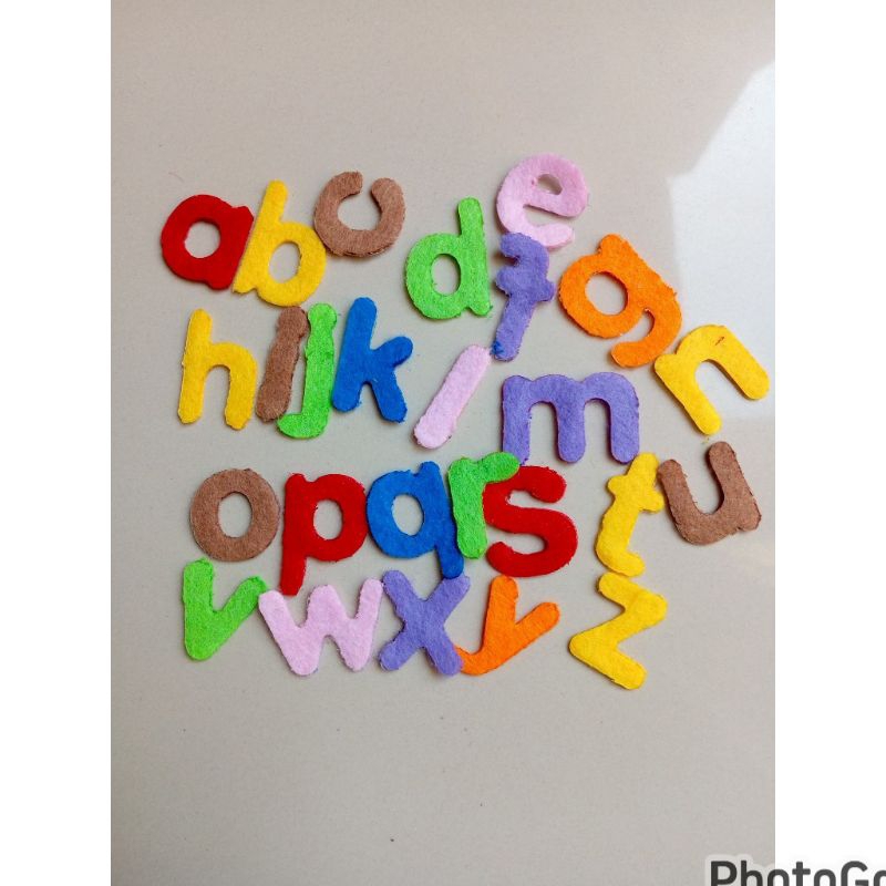Jual aplikasi huruf flanel (huruf kecil harga per 1pcs huruf) | Shopee ...