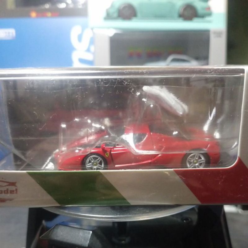 Jual King Model Ferrari Enzo Openable | Shopee Indonesia
