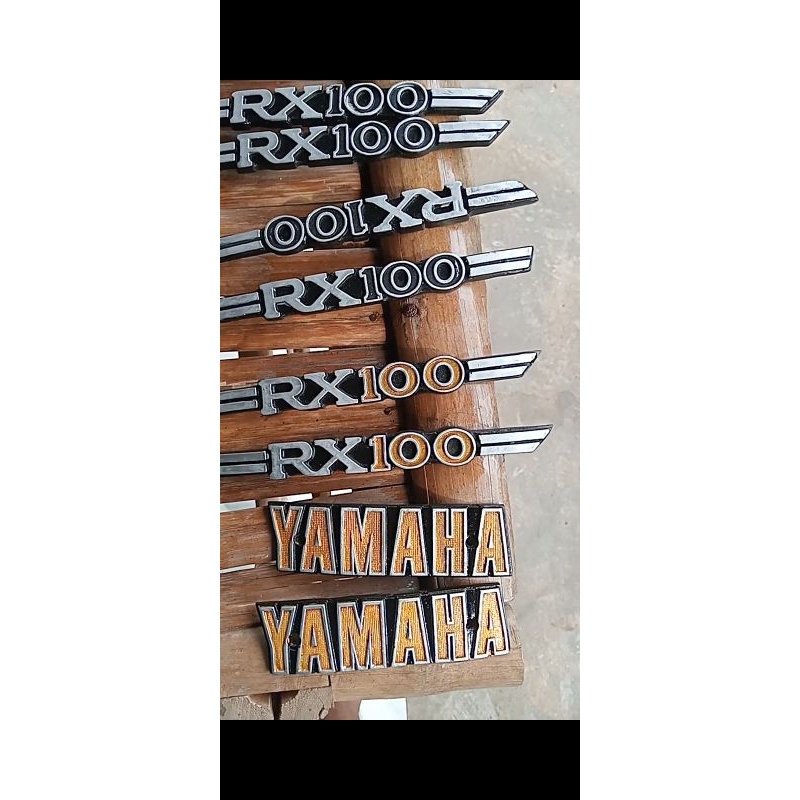 Jual embelem Box aki yamaha Rx100 kanan kiri dan emblem tengki Yamaha ...