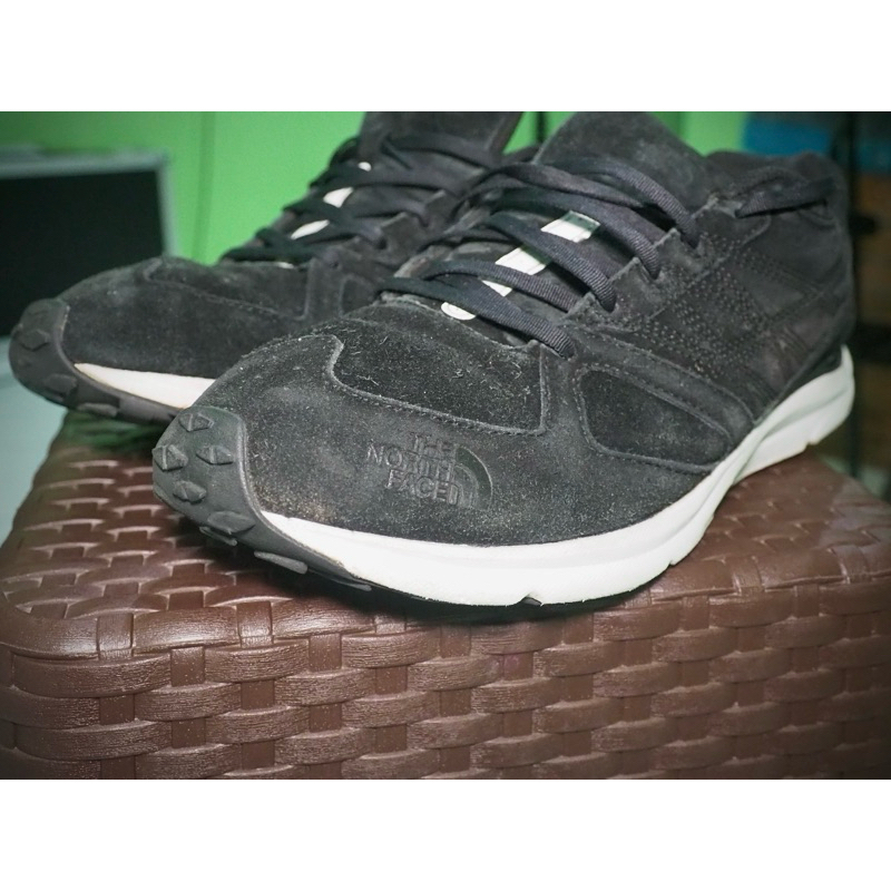 Jual sepatu TNF running cek deskripsi | Shopee Indonesia