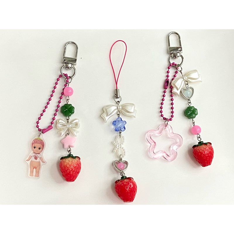 Jual Keychain Strawberry|Bag Charm Strawberry|Gantungan | Shopee Indonesia