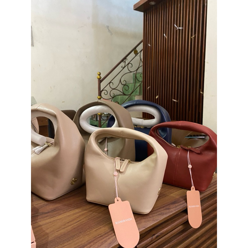 Jual NEW Micro Caryn Bag dan Medium Caryn Bag Ria Miranda tas RM BS BJ ...