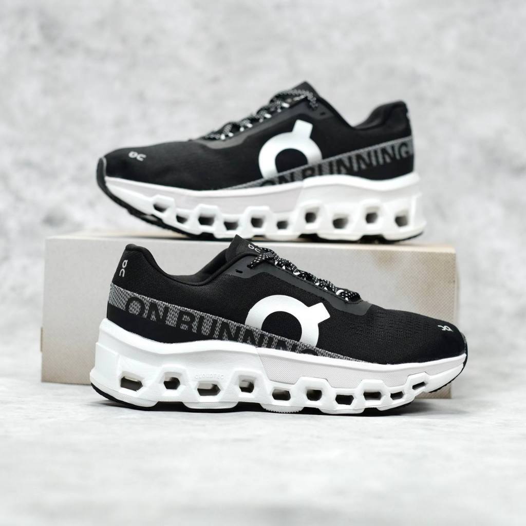 Jual Sepatu Lari OC 0n Cloud monster 2 Black White Original Global ...