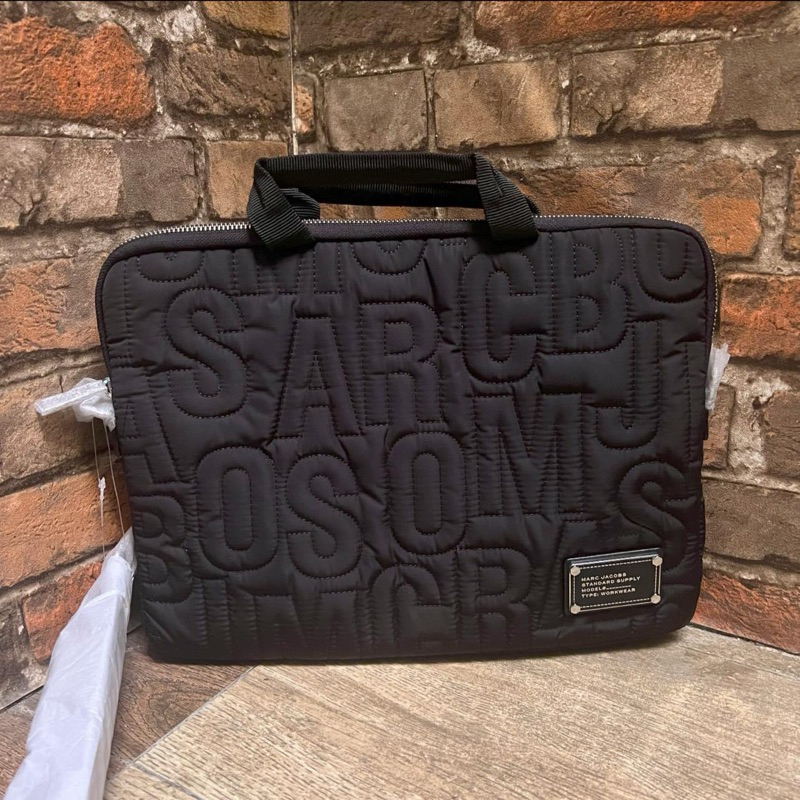 Jual Tas Marc Jacobs Logo Quilted Laptop Bag Black (New With Tag ...