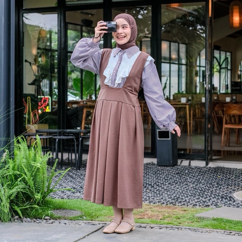 Jual Saba Overall Dress – Overall Rok Kekinian – Dress Wanita Muslim ...
