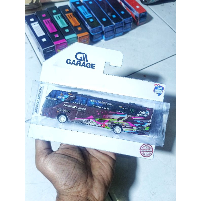 Jual MINIATUR BUS BASURI ARMAGEDON TUNGGAL JAYA SKALA 1/87 BUKAN ...