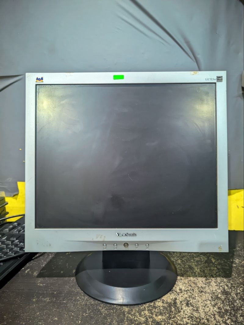 Jual LCD Monitor PC CCTV Komputer 17 inch Square Kotak Normal & Minus ...