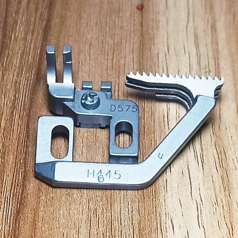 Jual GIGI / FEED DOG/Gigi Mesin Jahit Obras 747 induatrial | Shopee ...