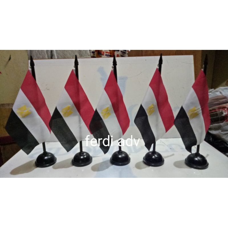 Jual Bendera meja negara mesir dan tiang kayu | Shopee Indonesia