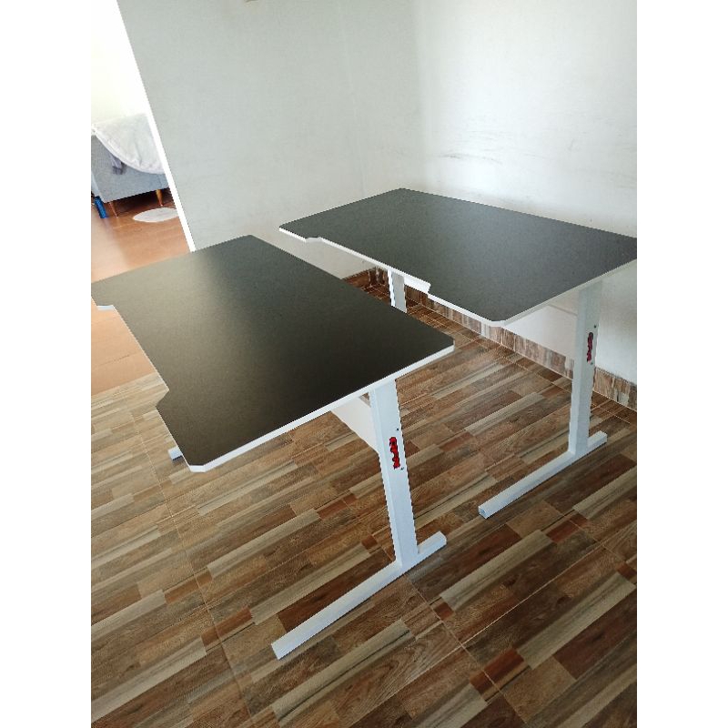 Jual meja gaming GFR custom, meja komputer custom | Shopee Indonesia