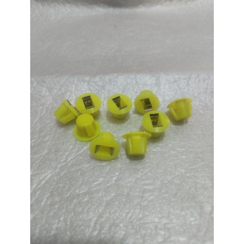 Jual KANCING GARNIS PINTU MITSUBISHI CANTER ORIGINAL | Shopee Indonesia