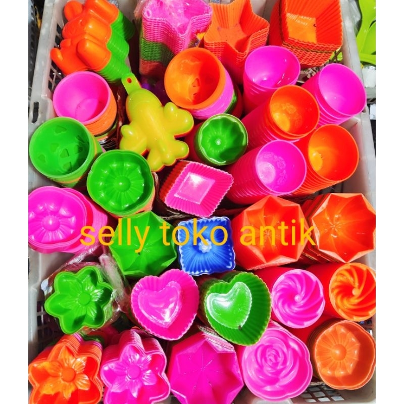 Jual Cetakan Kue,Sakura,Belimbing,Rege,Putu ayu,Wajig 1 lusin, | Shopee ...