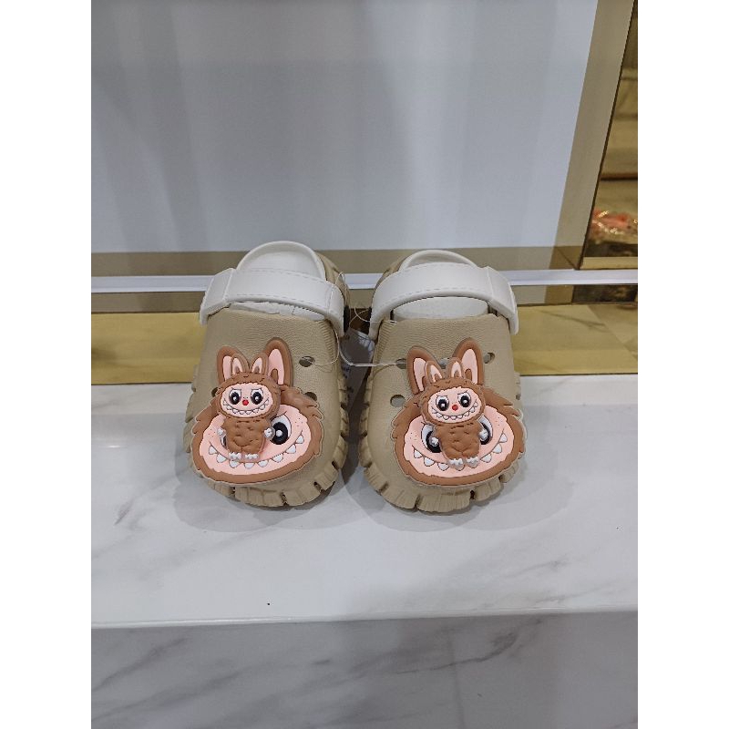 Jual Sendal LABUBU anak berlampu Import BKK | Shopee Indonesia