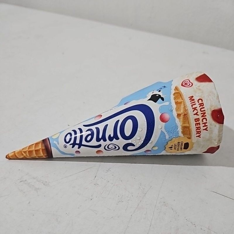 Jual walls cornetto - crunchy milky berry | Shopee Indonesia