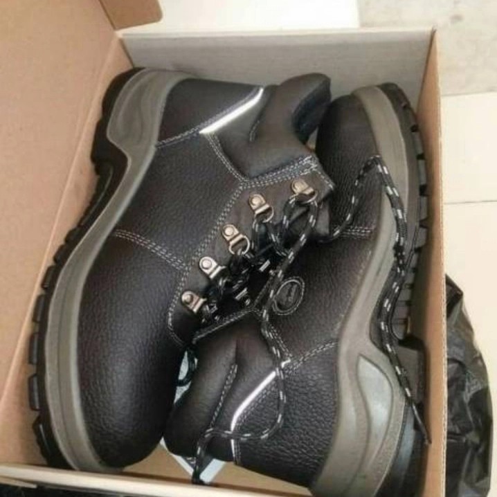 Jual Sepatu safety bata industrial Darwin black Original | Shopee Indonesia