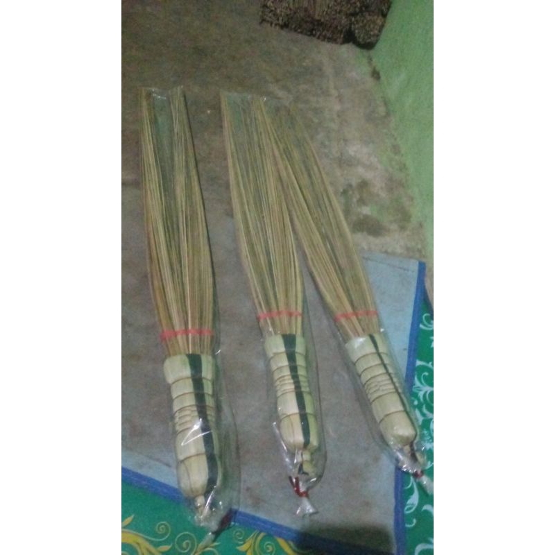 Jual sapu penebah kasur | Shopee Indonesia