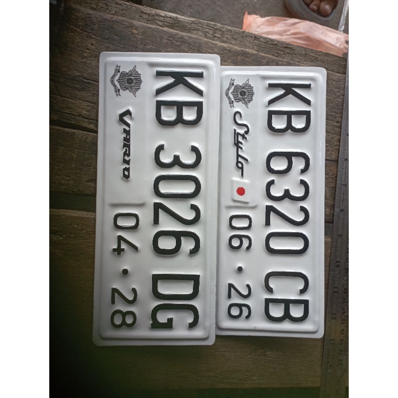 Jual Plat nomor motor variasi baut tanam (Sepasang) | Shopee Indonesia